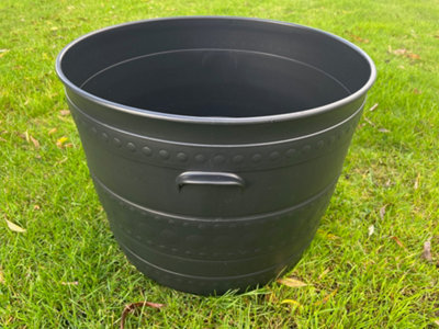 Set of 2 Stewart Plastic Garden Outdoor Smithy 50cm Patio Tub Black