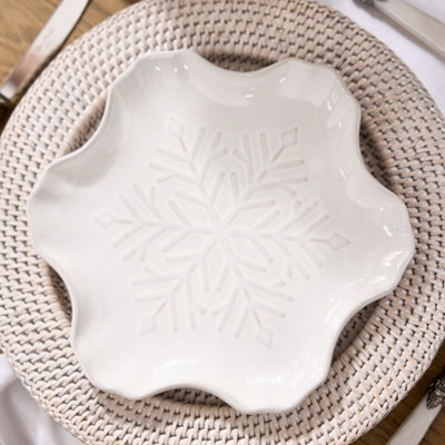 Set of 2 White Snowflake Christmas Dinner Plates W19.7cm