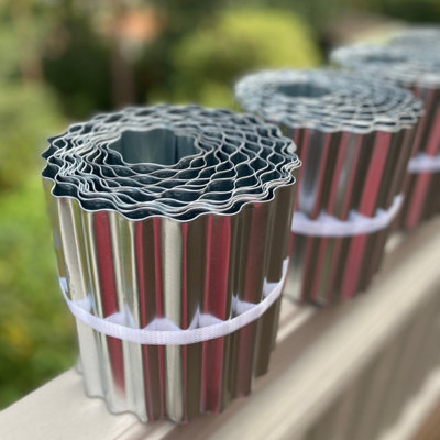 Set of 3 Galvanised Steel Lawn Edging Rolls (16.5cm x 5m)