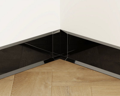 Set of 4 Internal Modular Steel Corners for Steel Skirting Boards ...