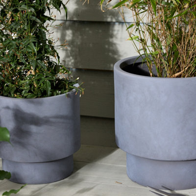 Set of 4 Light Grey Fibre Clay Indoor Outdoor Flower Plant Pot ...