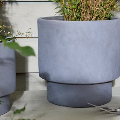 Set of 4 Light Grey Fibre Clay Indoor Outdoor Flower Plant Pot ...