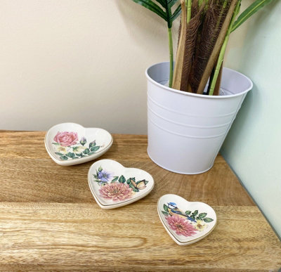 SET OF THREE HEART TRINKETS DI