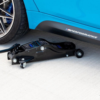 SGS 2 Tonne Low Entry Trolley Floor Jack & 3 Tonne Steel Axle Jack ...