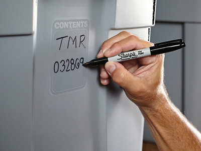 Sharpie Fine Tip Permanent Marker in Black - Versatile and Durable ...
