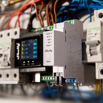Shelly Pro EM-50 Energy Meter with Contactor Control