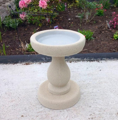 Short Minimalistic Sandstone Bird Bath with Round Base