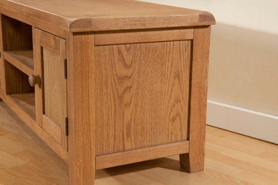 Shrewsbury Large TV Unit - L45 x W120 x H50 cm - Oak