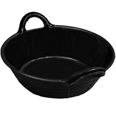 Skip feed bucket feeder in black integrated handles flexible rubber pet ...