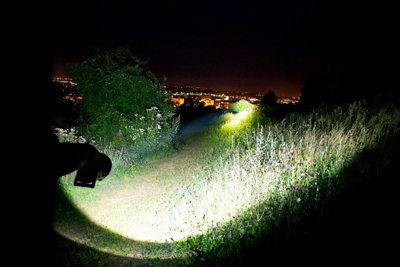 SL1600 - Ultra Bright, Rechargeable Searchlight with Variable Grip and ...
