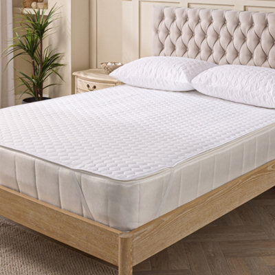 Slumberdown Anti Allergy Mattress Protector, Double | DIY at B&Q
