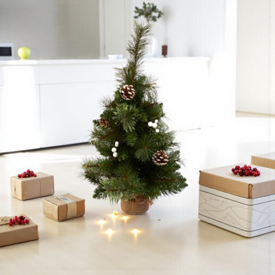 Small Pine Cone Tabletop Christmas Tree