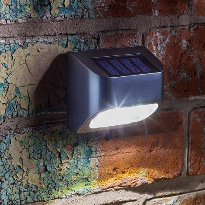 Smart Garden Solar Powered Fence, Wall & Post Light 3 Lumen