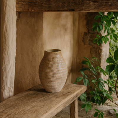 Solmere Medium Textured Ceramic Vase 270 mm