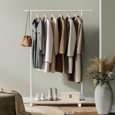 SONGMICS Clothes Stand on Wheels, Portable Metal Garment Rack with ...