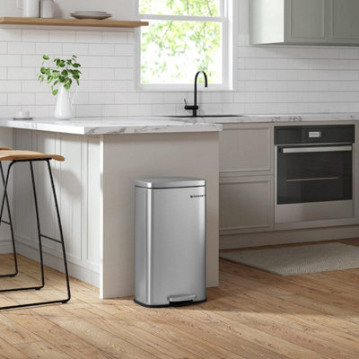 SONGMICS Kitchen Pedal Trash Bin with Hinged Lid and Plastic Inner ...