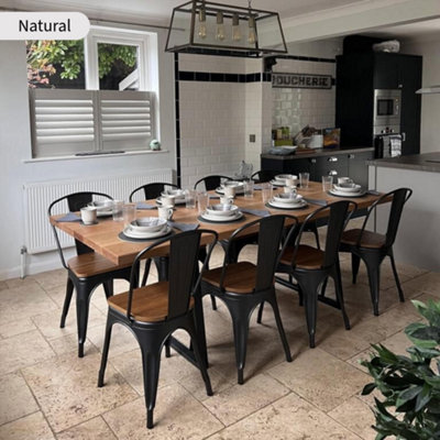 Sophisticated Oak Dining Table - Natural