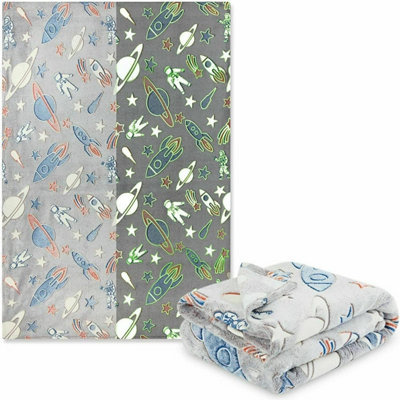 Space, 100 x 150cm Glow In The Dark Fleece Blanket Throw with Moons and ...