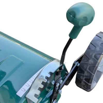 Spectrum SW420-Expert 2-in-1 Petrol Lawn Scarifier Aerator