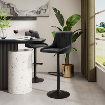 Spinningfield Bar Stools Set of 2, Velvet Black Kitchen Stools, Gas ...