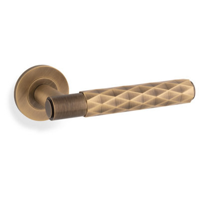 Spitfire Lever Diamond Cut on 50x6mm Rose - Antique Brass