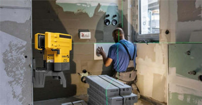 Stabila Green Beam Self Leveling Cross Line Laser Level & Mount 19110 ...