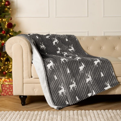 Stag Fleece Throw Over Bed Blanket Ribbed Christmas Sherpa, Grey - 125 ...
