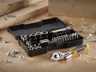 Stanley STMT82672-0 1/4in Compact Socket Set, 37 Piece STA082672