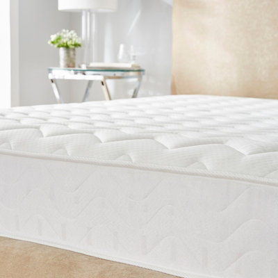 Starlight Beds Memory Foam Spring Wavy Mattress King Size