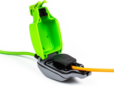 STATUS 1 Socket Extension Lead, 10m Green Waterproof Extension Cable ...