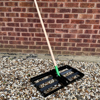 Steel Lawn Levelling Rake - 60 cm x 40 cm / 23" x 15.7" with Handle ...