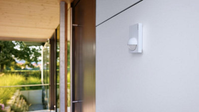 Steinel IS 180 White Motion Sensor Adjustable Motion Detector 1000 W