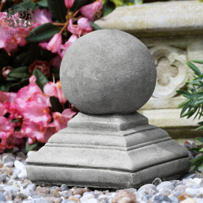 Stepped Stone Ball Finials Outdoor Garden Ornament Sculpture Pillar Top ...