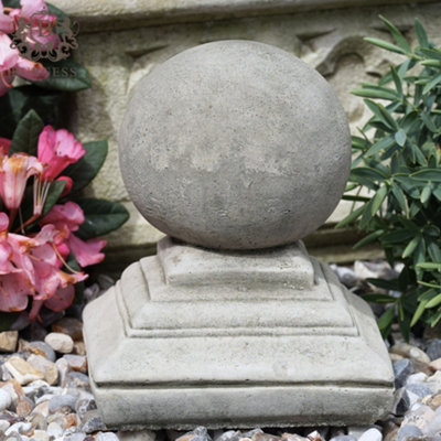 Stepped Stone Ball Finials Outdoor Garden Ornament Sculpture Pillar Top ...