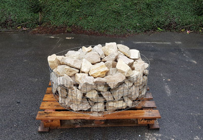 Stone Warehouse Cream Buff Cotswold Rockery 50-200mm Half Crate 500kg ...
