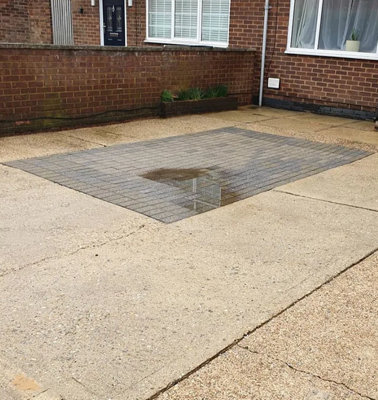 Stonecare4U - Driveway Cleaner (5L) - Removes Dirt, Algae, Weeds & Moss ...