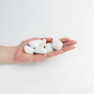 Stones4Gardens 25-40mm Pink Rose Sparking Pebbles Decorative Aggregates ...