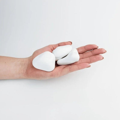 Stones4Gardens 30-60mm Snow White Thassos Marble Pebbles Decorative ...