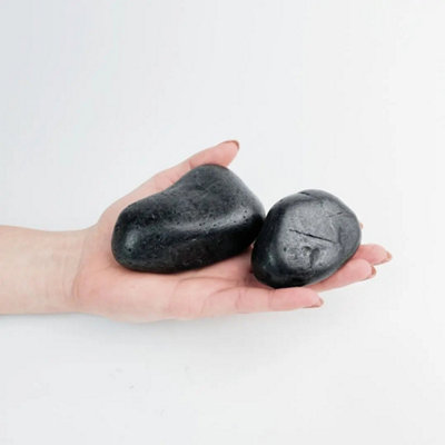 Stones4Gardens 50-80mm Black High Polished Pebbles Decorative ...