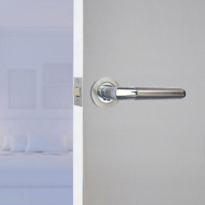 Straight Lever Rose Door Handles Mitred DUO Chrome Satin Lever Latch ...