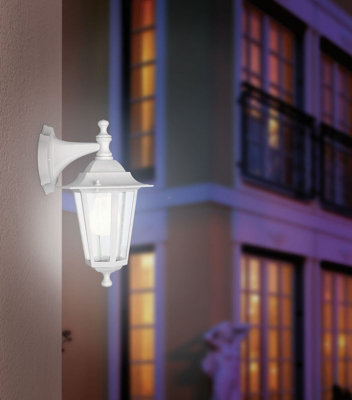 Stylish IP44 Outdoor Wall Light in White Aluminium - 1 x 60W E27 Bulb ...