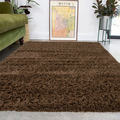 Super Soft Brown Shaggy Area Rug 120x170cm | DIY at B&Q