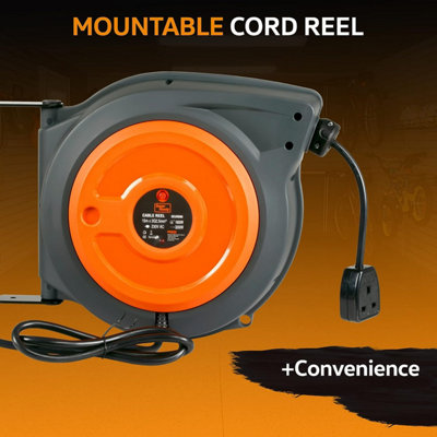 SuperHandy Cord Reel Retractable Extension Extra Long 15m (50ft) x 3G2 ...