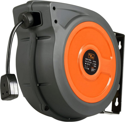 SuperHandy Retractable Extension Cord Reel 15m x 3G1.5mm² H05VV-F ...