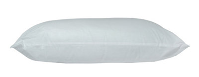 Supreme 700 gram fill Ultimate Pillow | DIY at B&Q