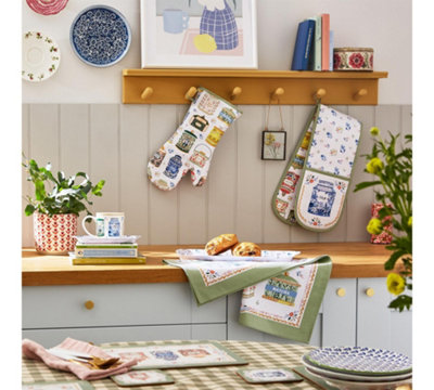 Tea Tins Food and Drink Gauntlet Oven Glove