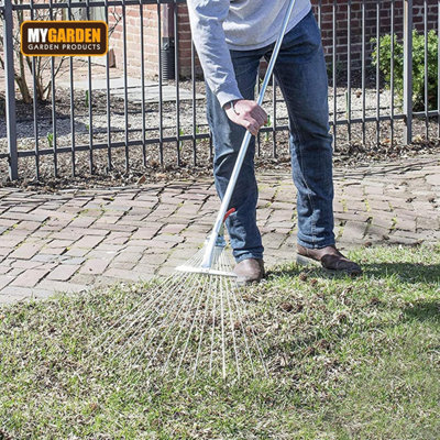 Telescopic Metal Rack Expendable Rake For Gardening Lawn Cleaning With ...