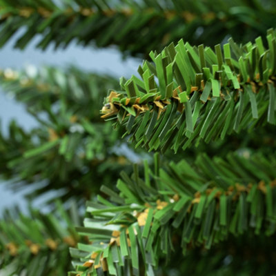 The 4ft Green Italian Pencilimo Tree with hinged branches