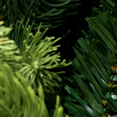 The 8ft Arbor Ultima Tree with hinged branches