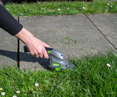 The Handy THGSS 3.6v Lithium-Ion Cordless Shrub Shear & Grass Blades
